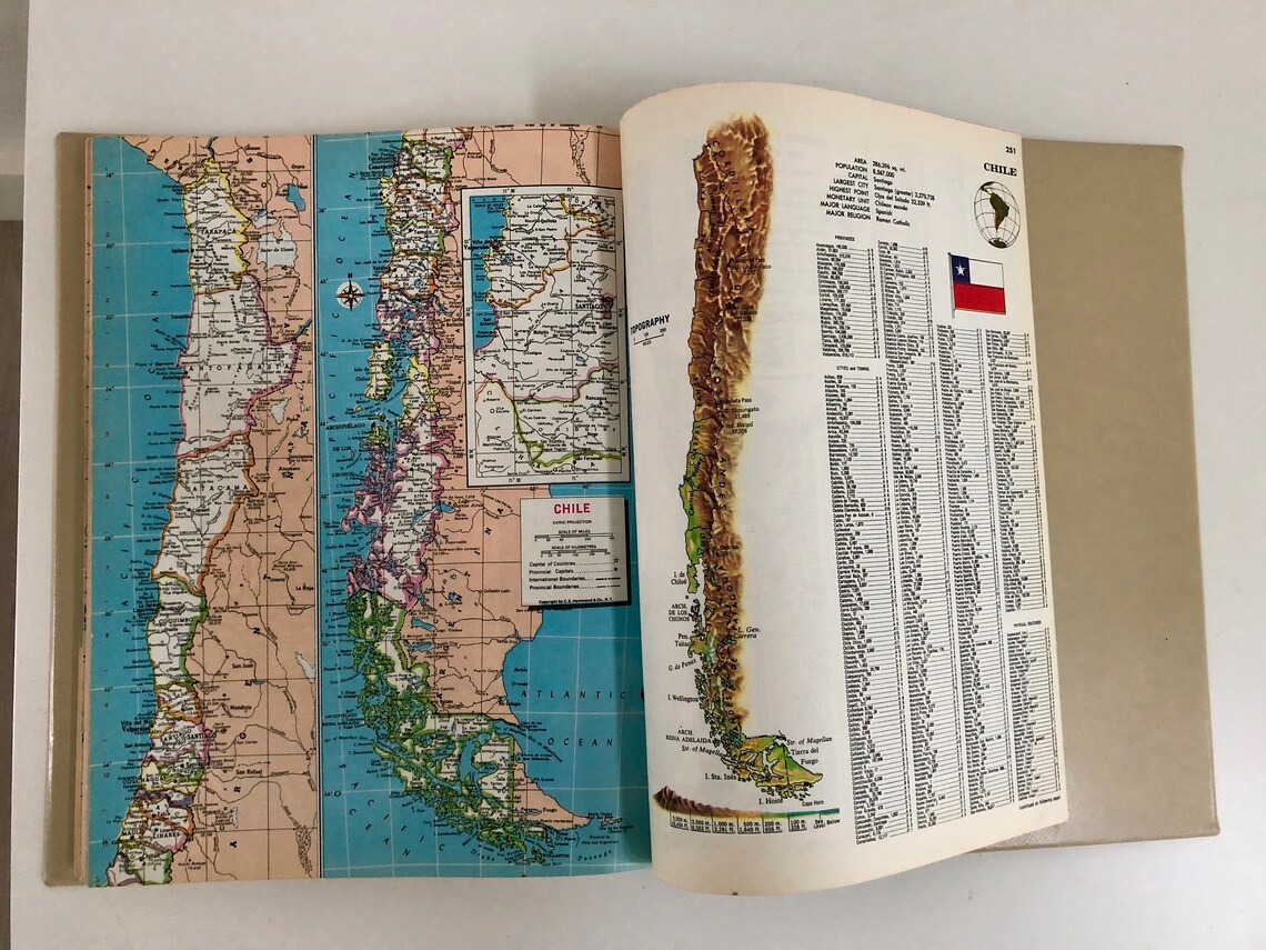 Vintage 1970 HAMMOND WORLD ATLAS New Perspective Edition | Etsy