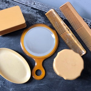 Vintage SALE BAKELITE VANITY Set, Dresser 6 Piece Set of Bakelite ...