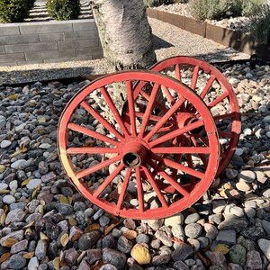 Vintage Large! 1900s CARRIAGE WAGON WHEEL, 25" Red Mid-size Wood Wheel ...