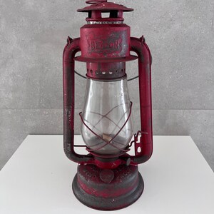 Vintage RED BEACON LANTERN, Rusted Weathered G.S.W. Quality Kerosene ...