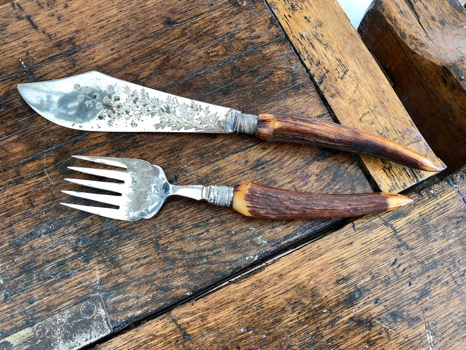 Vintage FISH SERVER SET Bone / Antler Handles Hand Engraved | Etsy