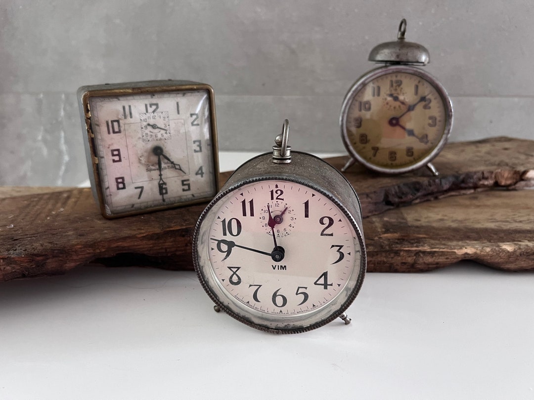 1920s Vintage Alarm Clock: Distressed Retro Decor - Your Choice - Etsy