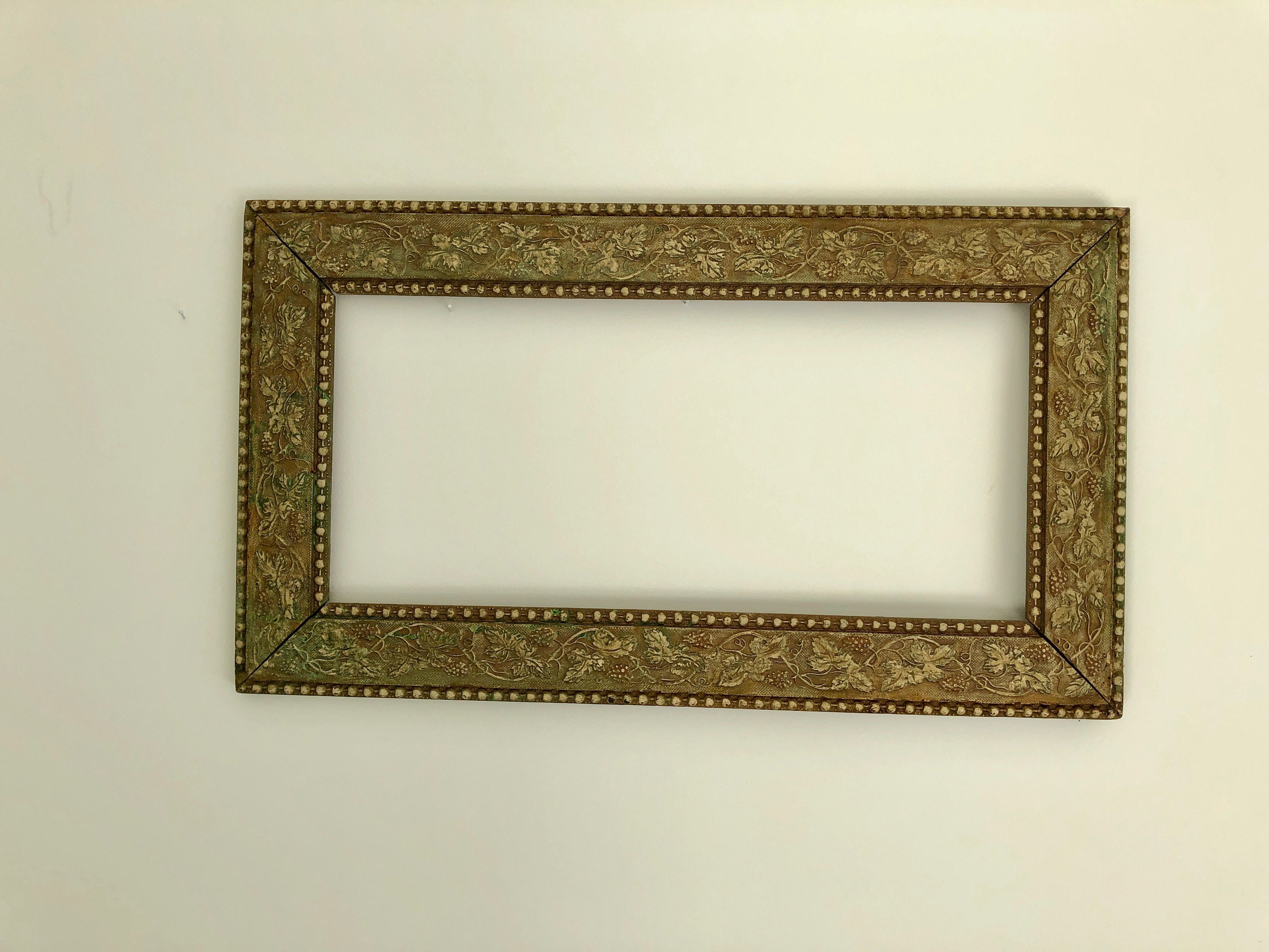 Vintage Late 1800s HAND-CARVED FRAME Hand Carved Elaborately - Etsy Canada