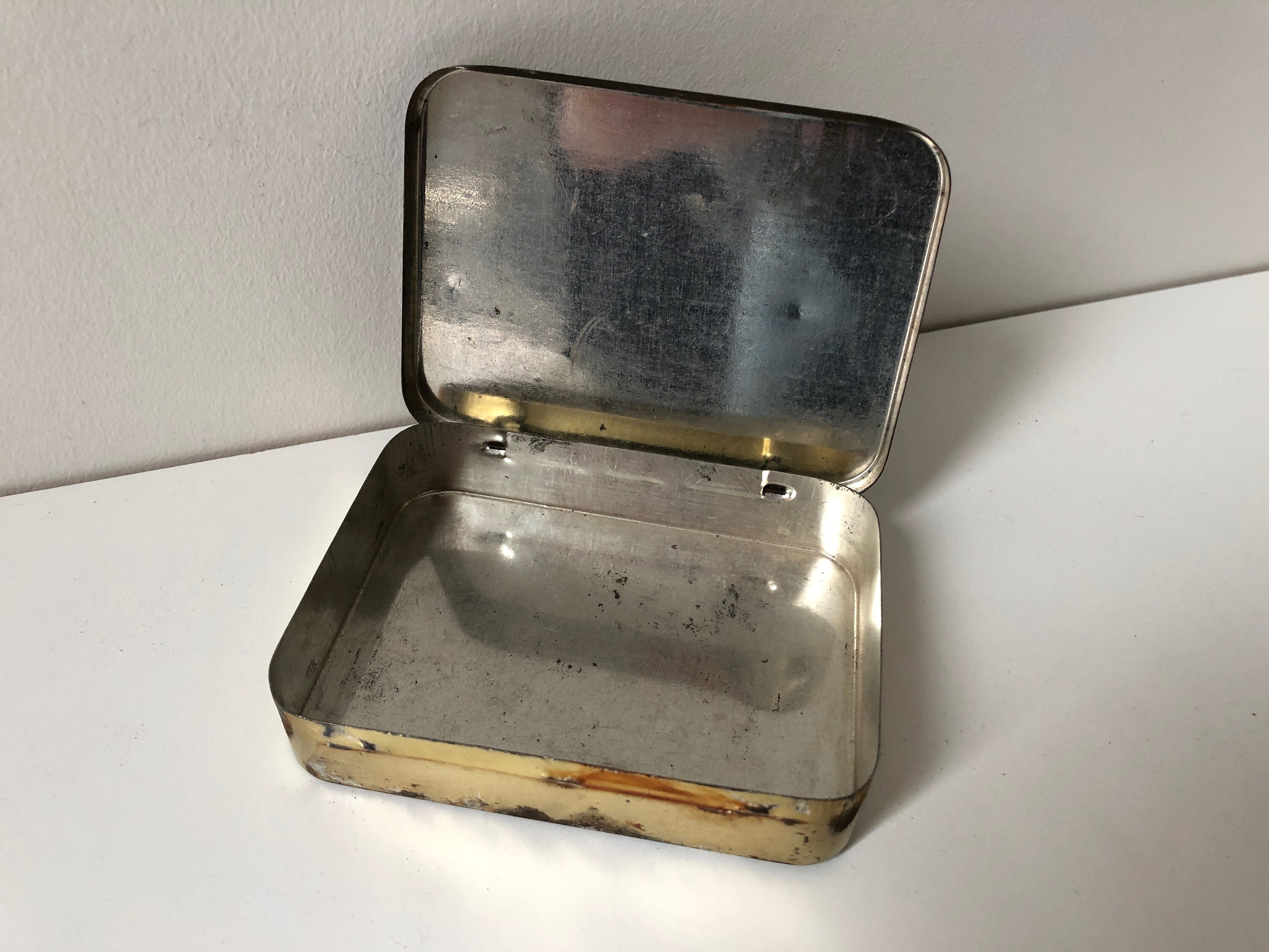 Vintage BOOTS LOZENGES TIN Antiseptic Bronchial Lozenges Old - Etsy