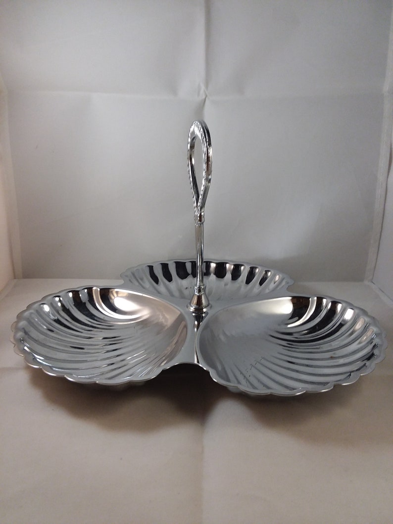 Irvinware Clamshell Serving Caddy - Etsy