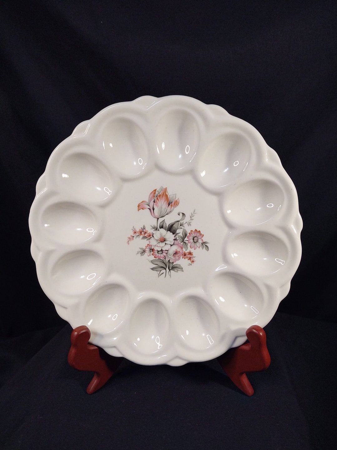 E.R. American Artware Deviled Egg Dish - Etsy