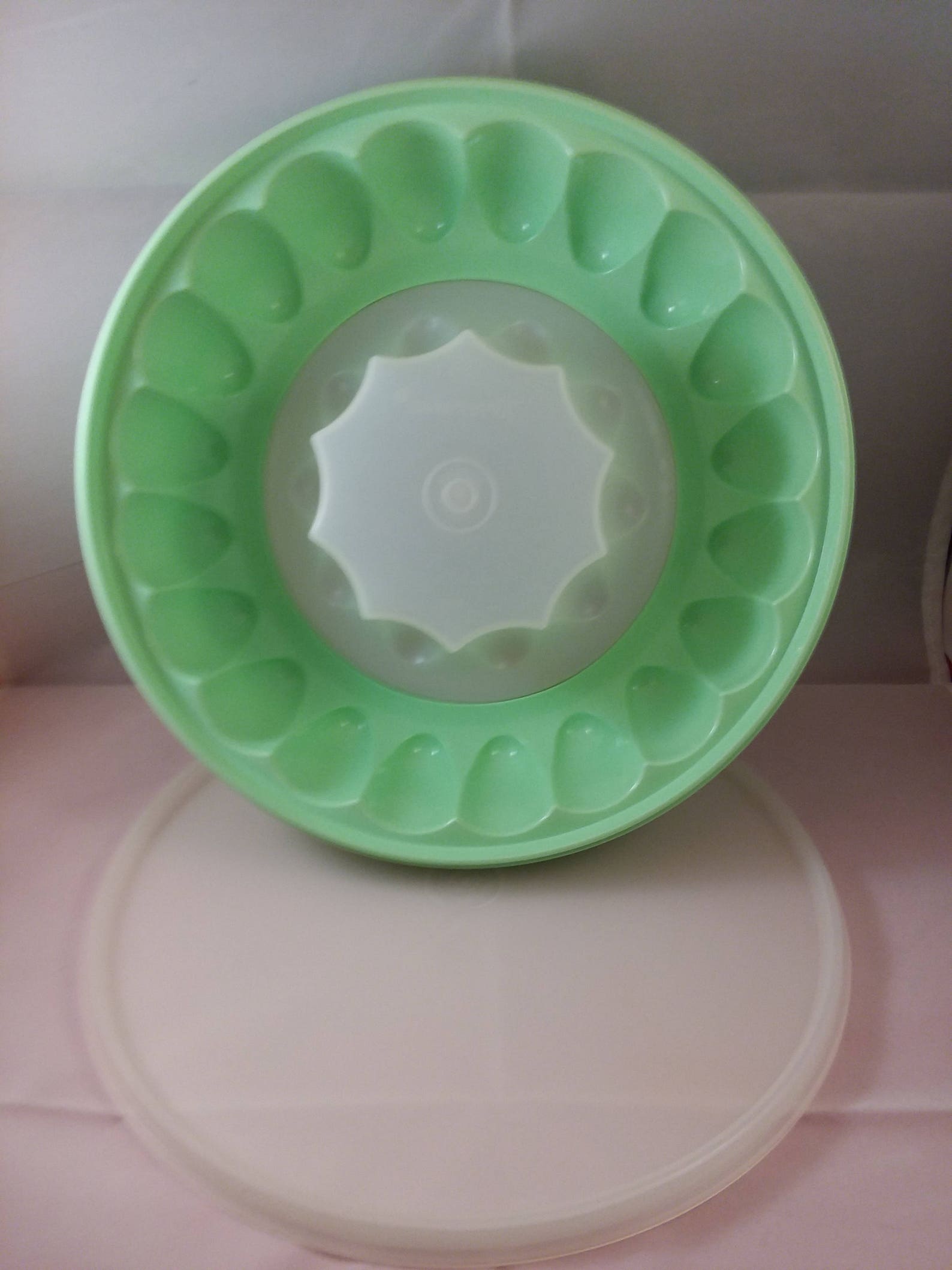 Tupperware Jello-mold in Mint Green | Etsy