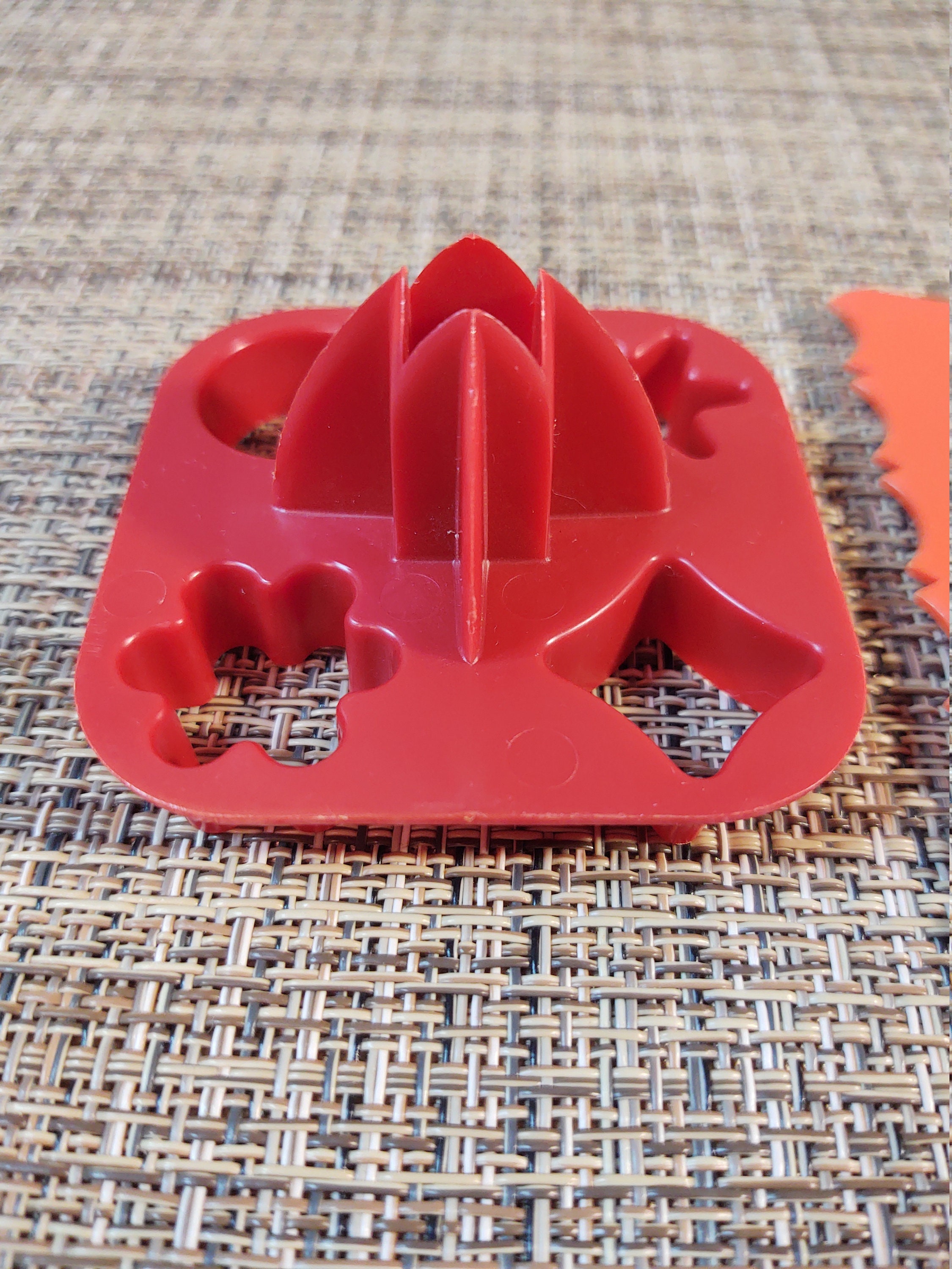 Tupperware Cake Decorator & Cookie Cutter - Etsy