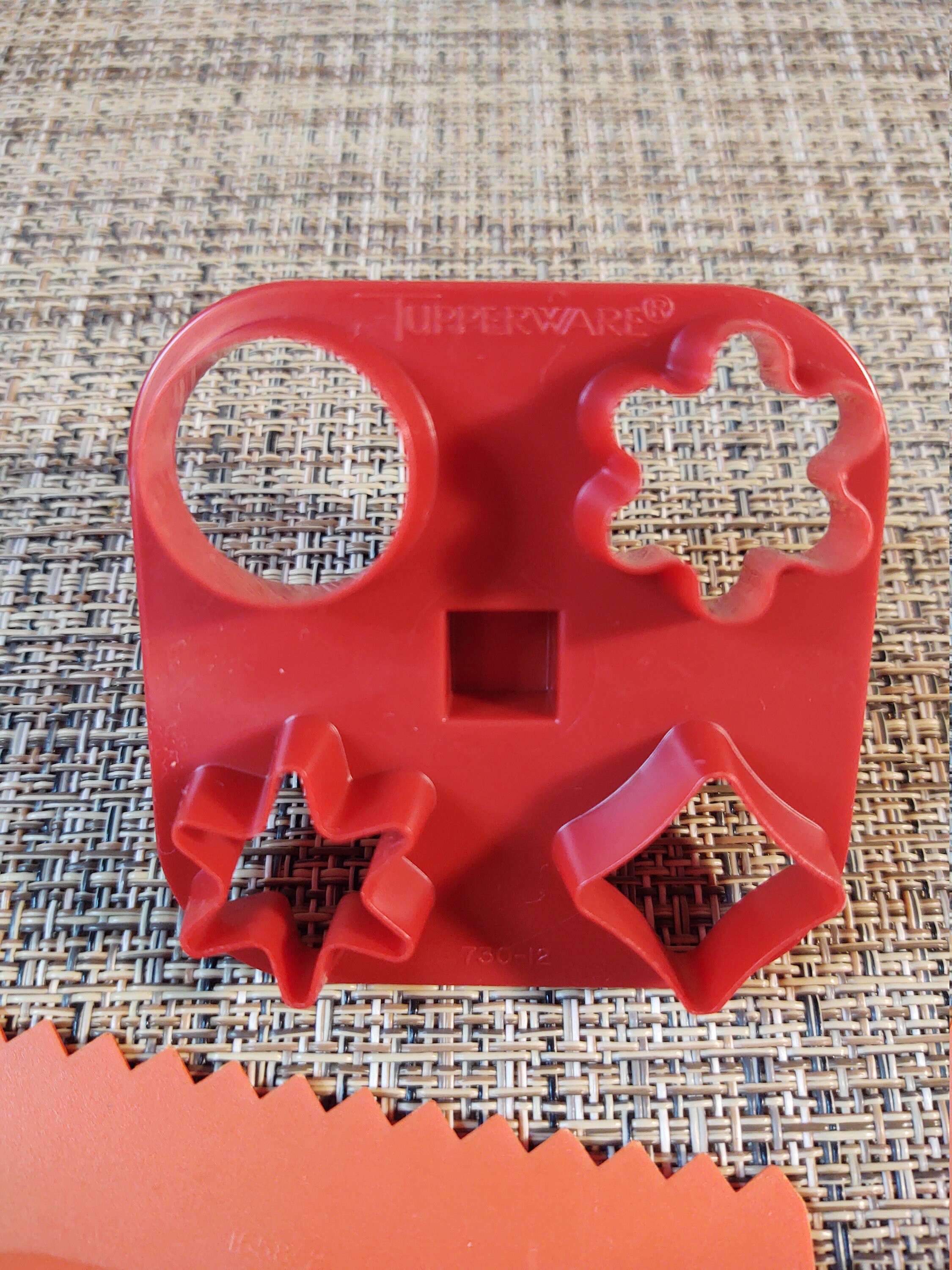 Tupperware Cake Decorator & Cookie Cutter - Etsy