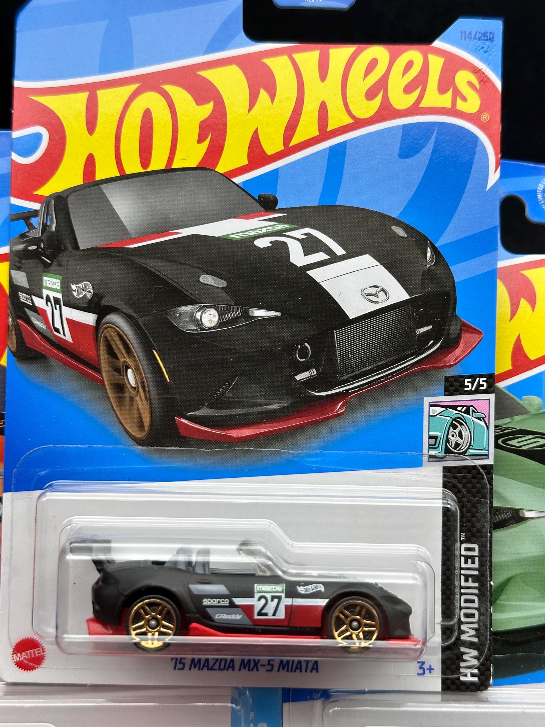 HW 2015 Mazda Miata Diorama Car Model Display Gift Miniature Model Toy ...