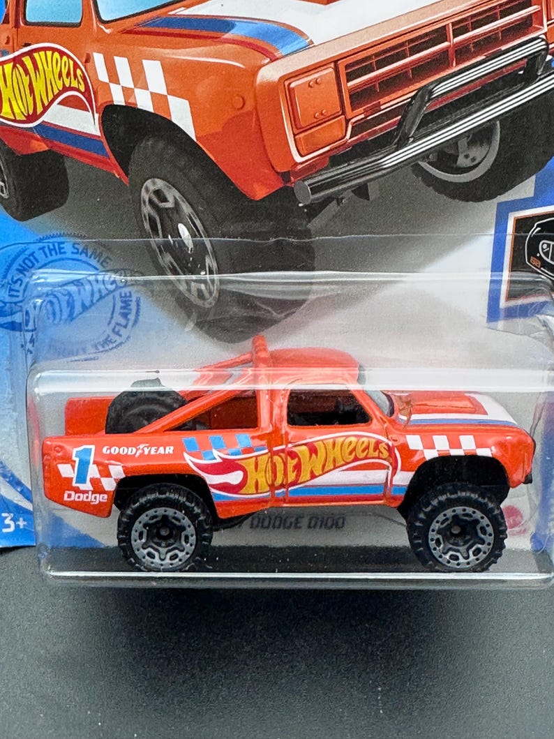 1:64 1987 Dodge D100 Baja Pickup Truck Diorama Toy Collectible ...