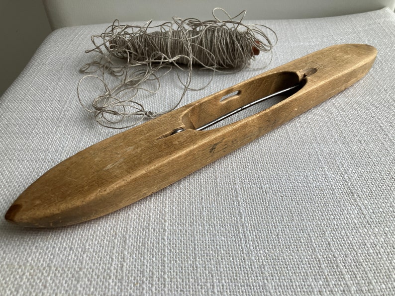 Vintage Wooden Weaving Shuttle With Rollers, Textile Boat Shuttles ...