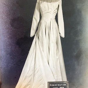 Henri Bendel Original 1952 Wedding Dress and Veil Ivory Silk Taffeta ...