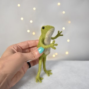 Poseable Frog Doll- Digital FILES and Video Tutorial - Needle Felt ...