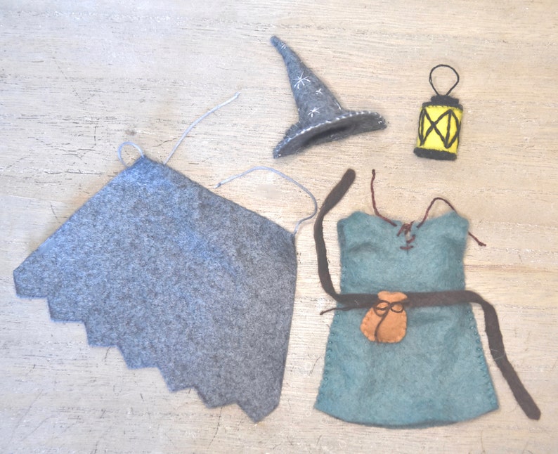 PDF FILES - Miniature Wizard Outfit - Frog Doll - Sewing Pattern ...