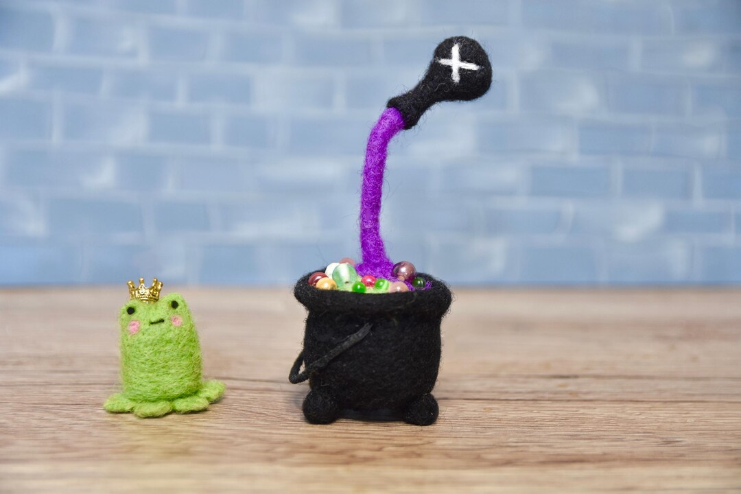 PDF PATTERN Files DIY Needle Felt Magic Cauldron With Frog - Halloween ...