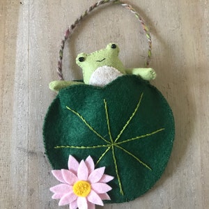 PDF FILES Friendly Frog Doll - Felt Sewing Pattern - Instant Download ...