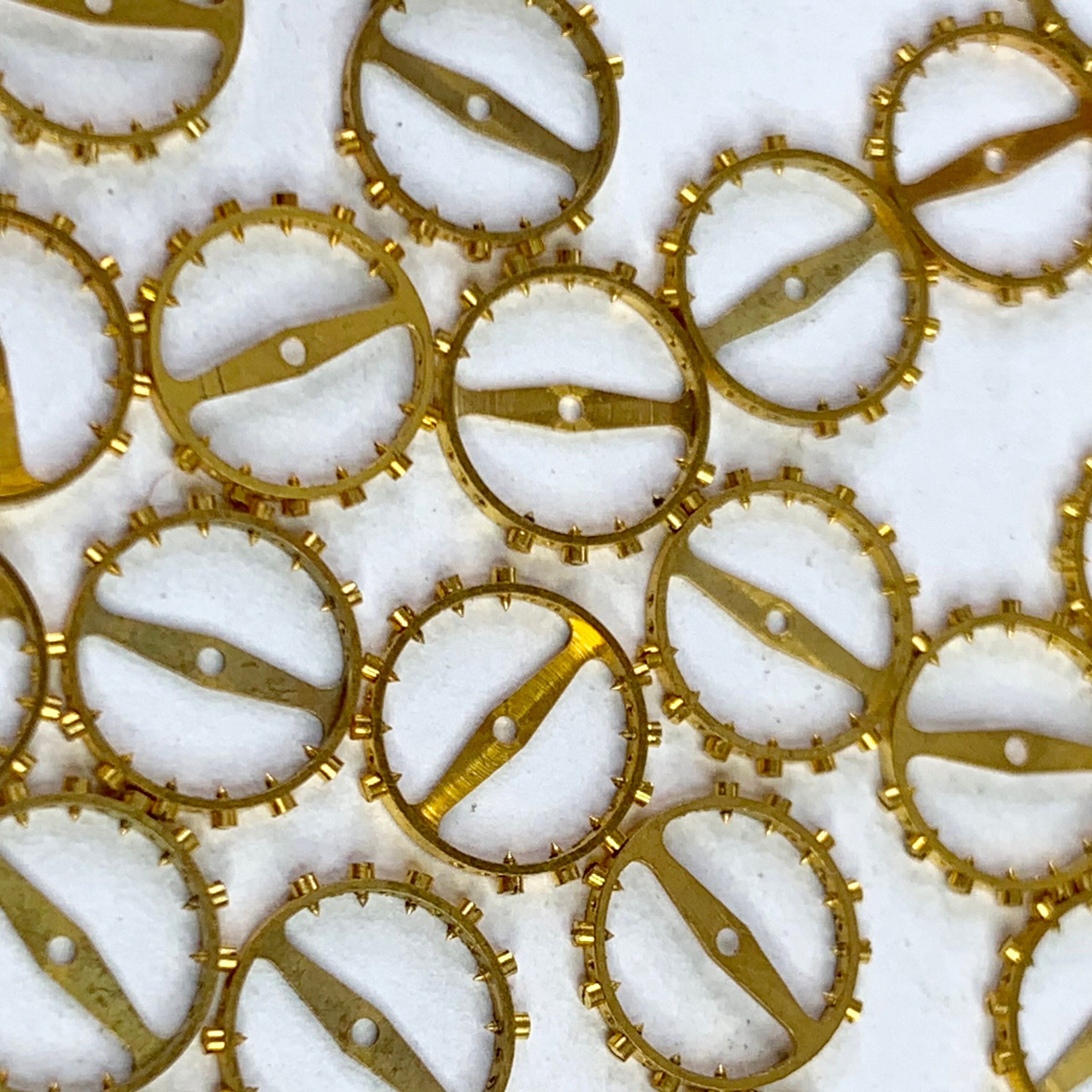 25 Balance Wheels 7.5mm Gold Watch Parts Steampunk Gears | Etsy