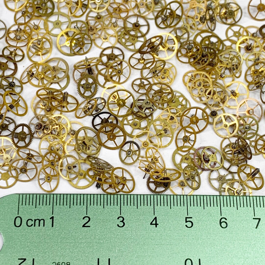 50 Gold Watch Wheels 7.5-9.5mm Steampunk Art Gear Parts Watchmaker Job ...