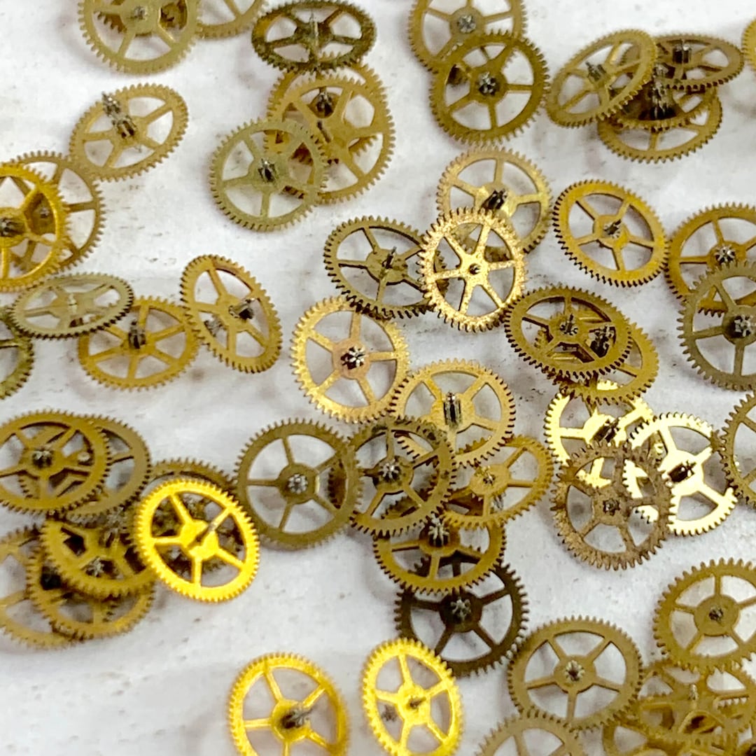 25 Gold Watch Wheels 4mm Tiny Altered Art Parts Gears Steampunk ...