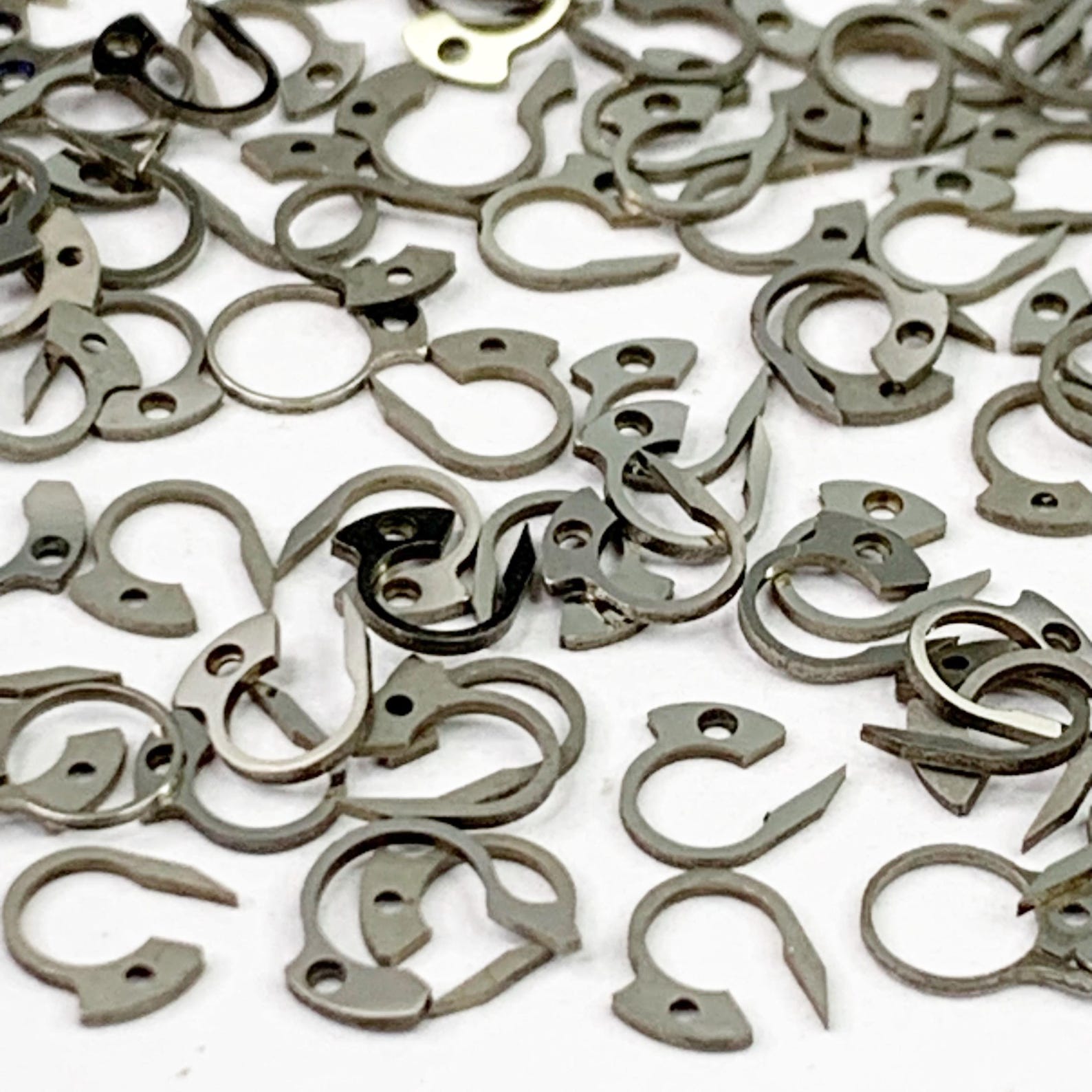 25 Click Springs Watch Part Steampunk Art Watchmaker Repair Lot Pocket ...