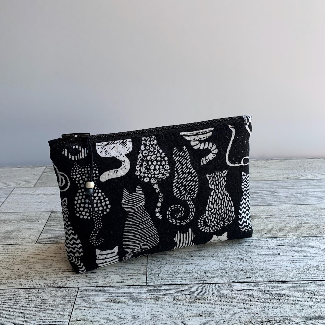 Cat Zipper Pouch, Small Travel Bag, Makeup Cosmetics Bag, Tuxedo Cat ...