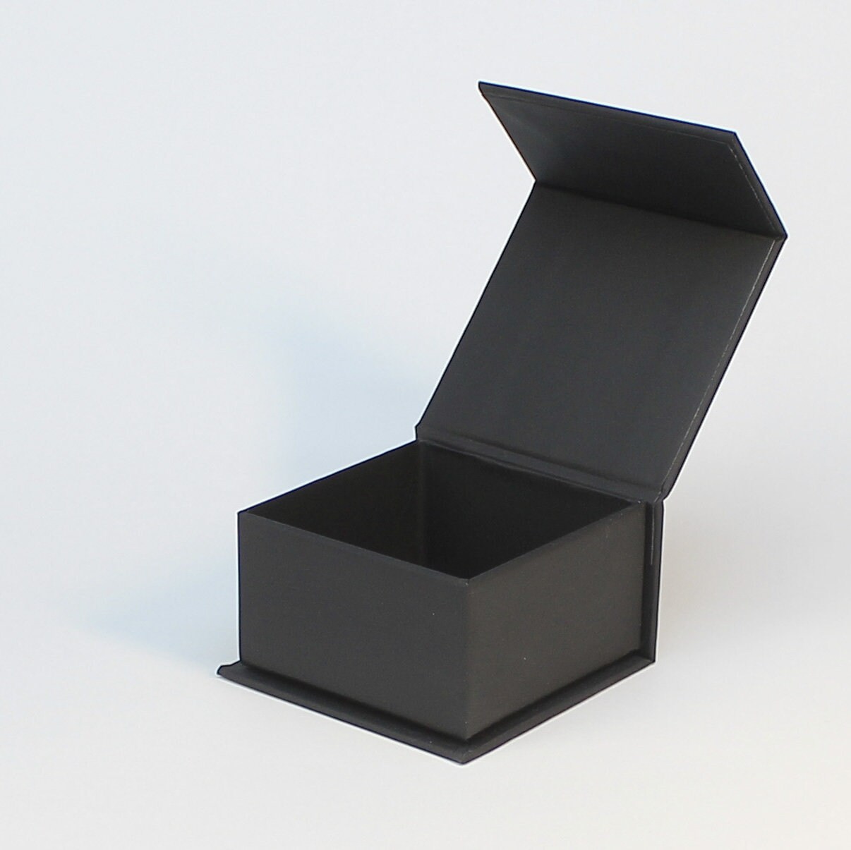 100 Pcs Magnetic Square Boxes for Jewelry, Black Small Box With Magnet ...