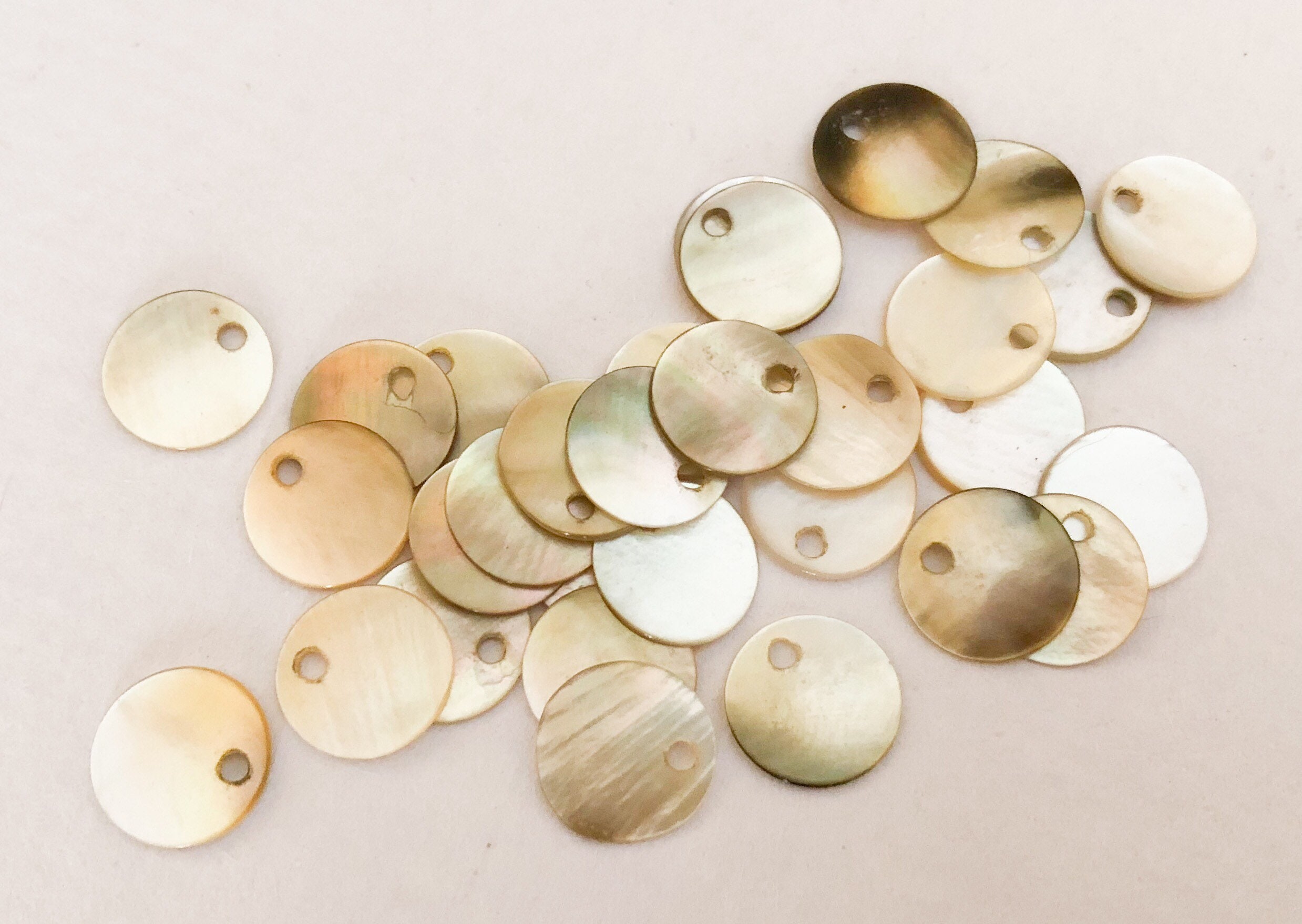 Pretty Shell Charms 10mm Shell Disc Blacklip Shell-10pc | Etsy