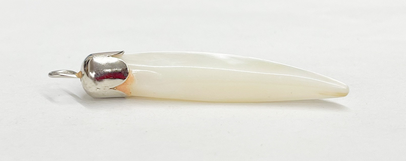 Shell Tusk, Mother of Pearl Tusk 2, Shell Pendant Charm-1pc - Etsy
