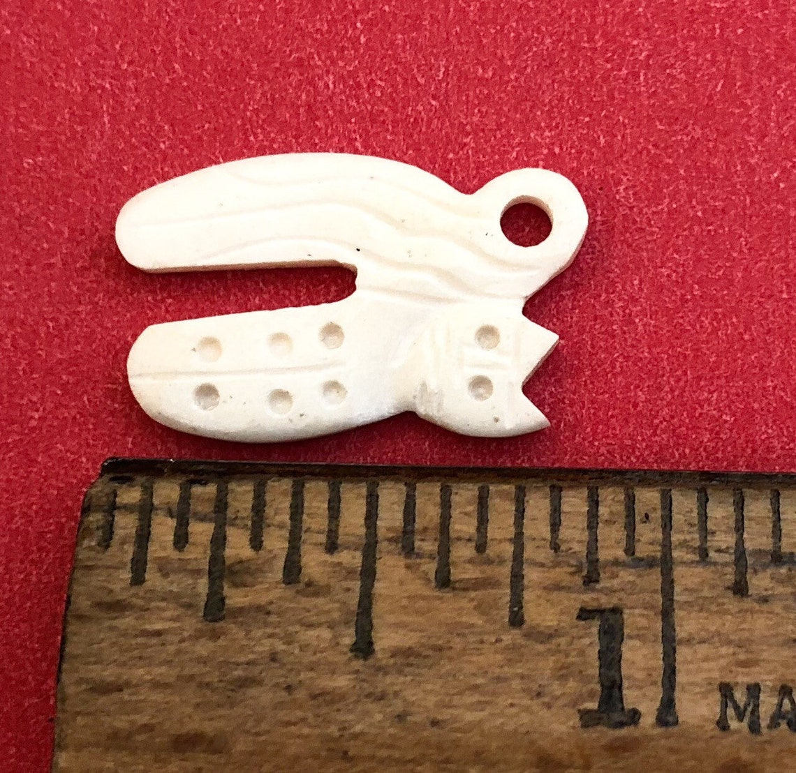 2 Carved Bone Charm Pendant Cat | Etsy