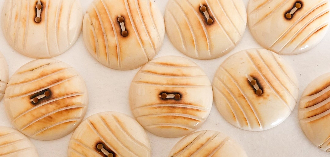 12 Carved Bone Buttons: 1-inch Handmade Sewing Supplies - Etsy