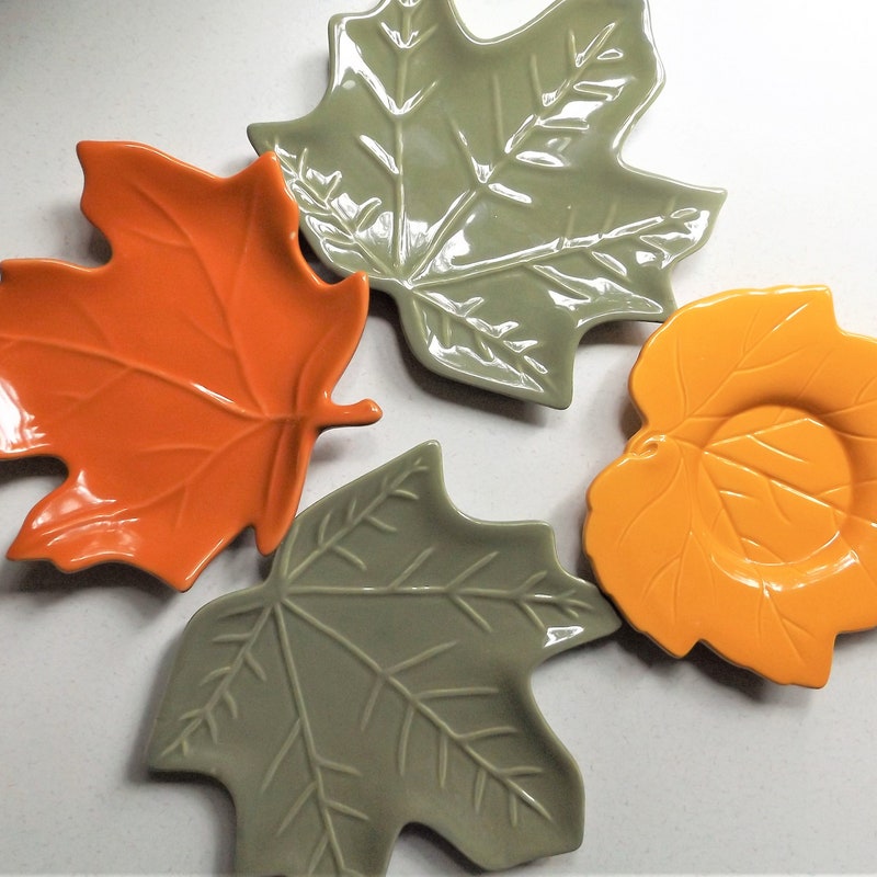 Ceramic Leaf Shaped Plates - Etsy