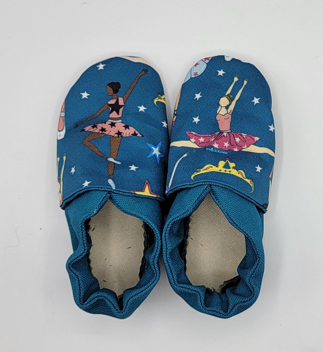 Size 5 and Size 6 Combined Size Classroom Shoes. Montessori. Waldorf ...
