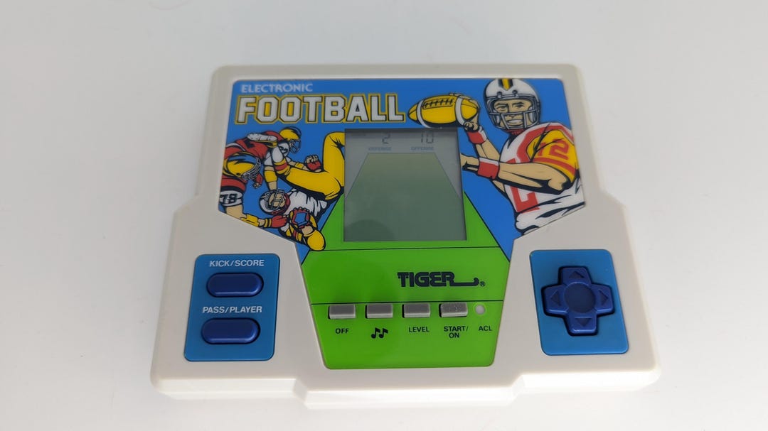 Vintage Tiger Electronics NFL Touchdown Football Handheld Games 1990 ...