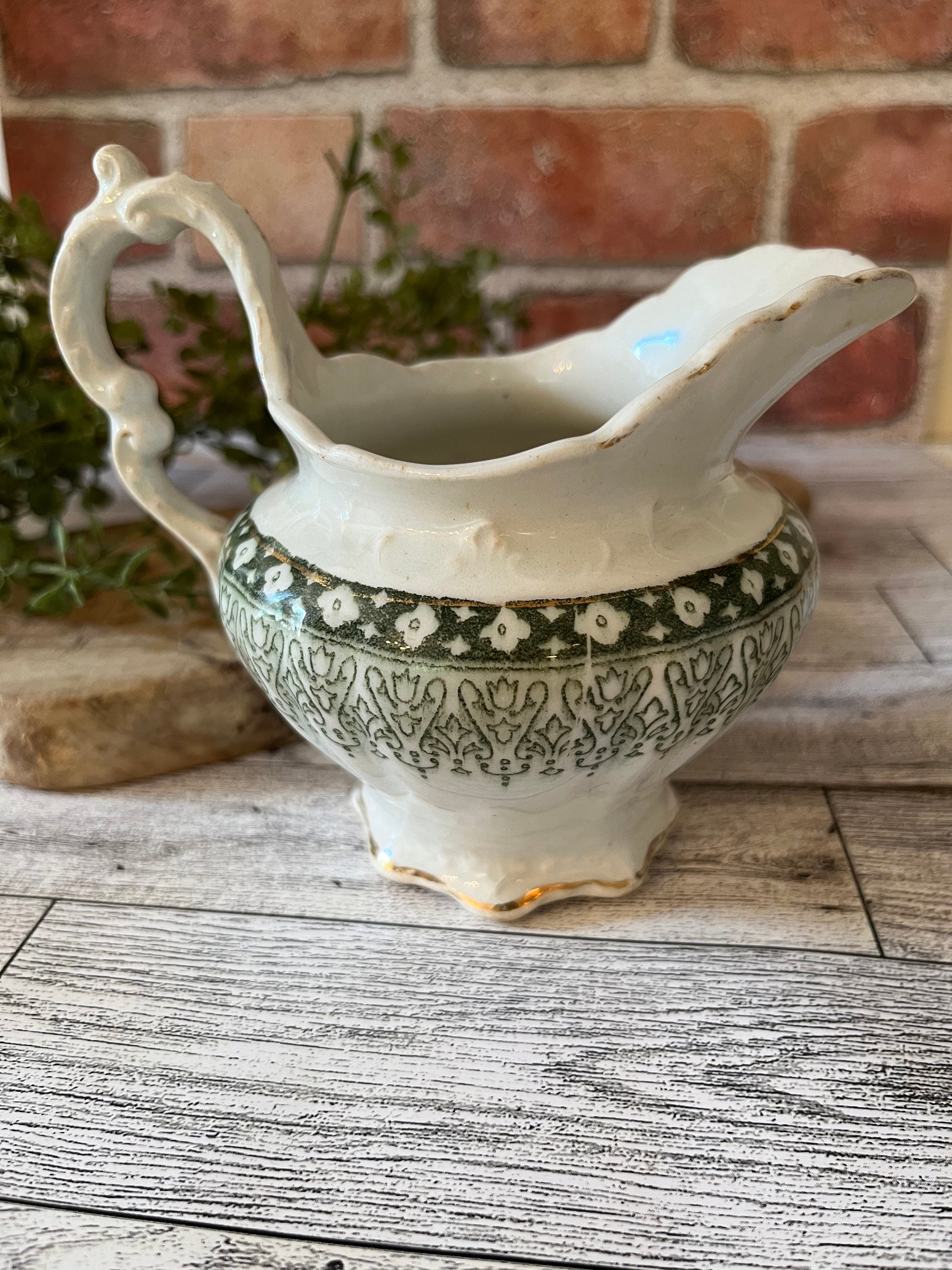 Vintage Creamer/ Michigan Condensed Milk Co/ 1930s Green Floral Creamer ...