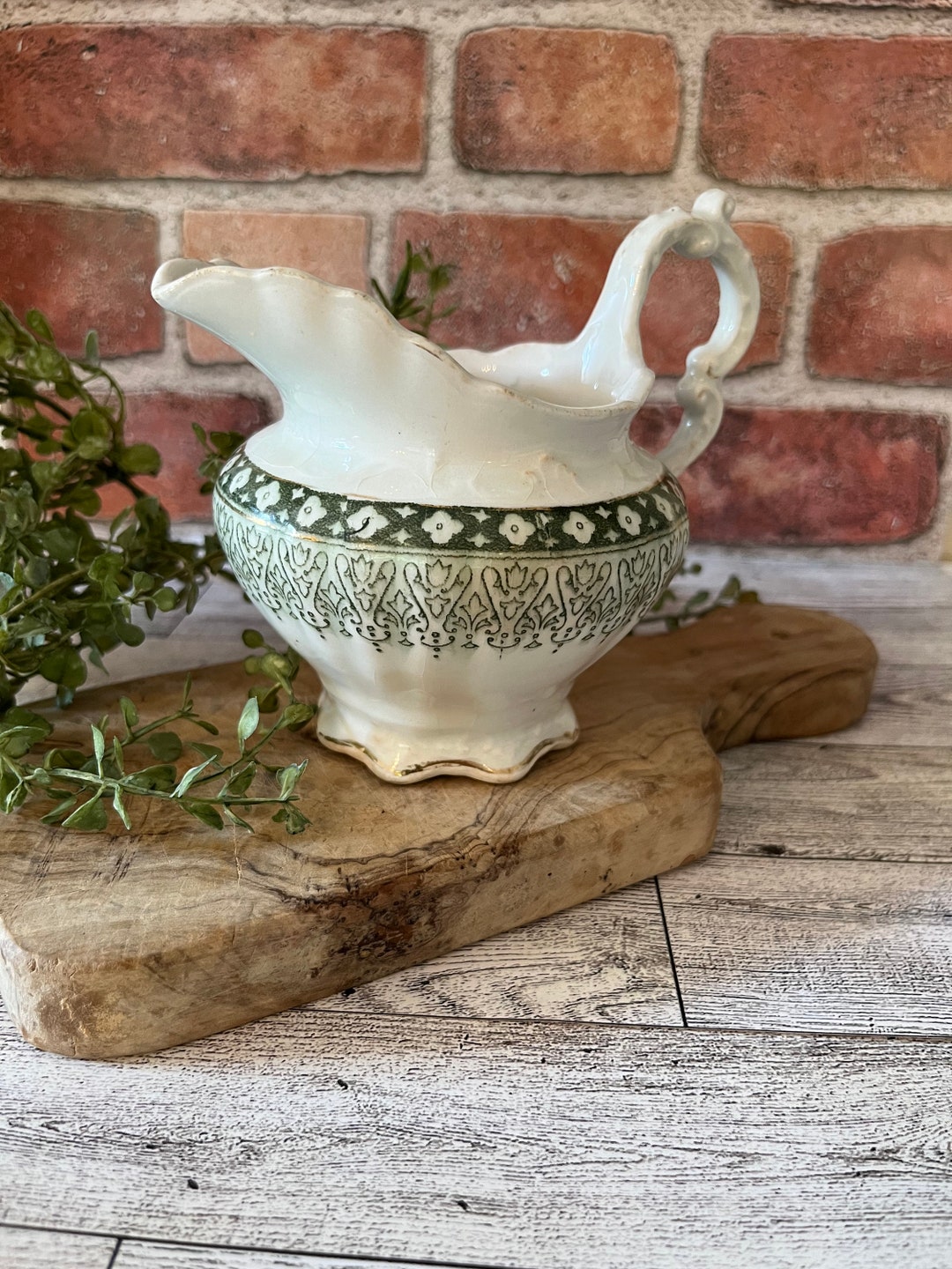 Vintage Creamer/ Michigan Condensed Milk Co/ 1930s Green Floral Creamer ...