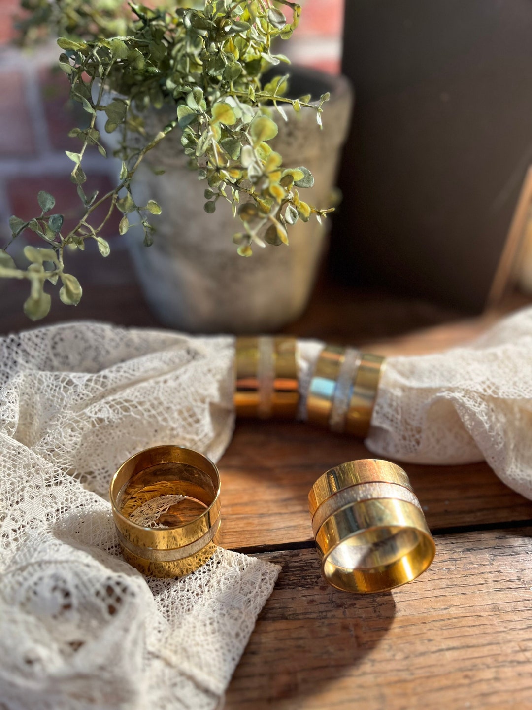 Brass Napkin Rings/vintage Tablescape/set of Four Napkin Rings/gold and ...