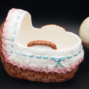 Vintage Inarco Japan Baby Basket Planter – Floral Pottery - Etsy