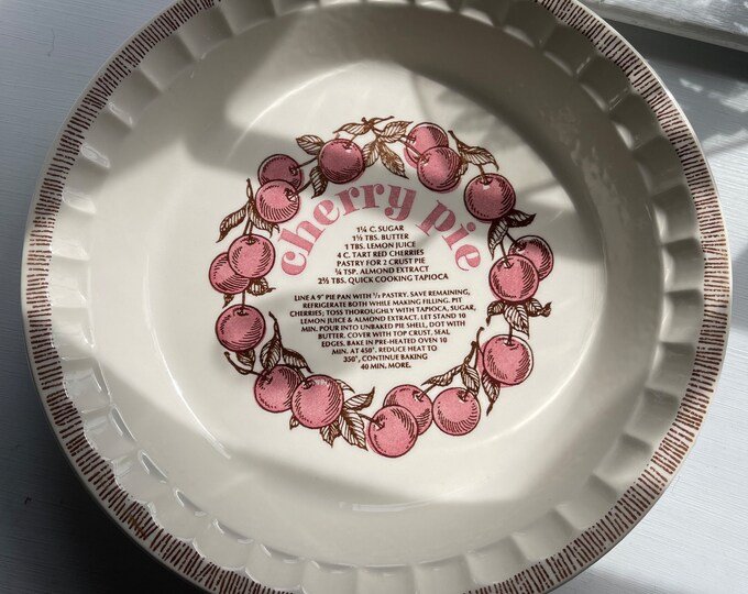 Vintage Cherry Pie Dish Ceramic Pie Baker Royal China by Jeannette ...