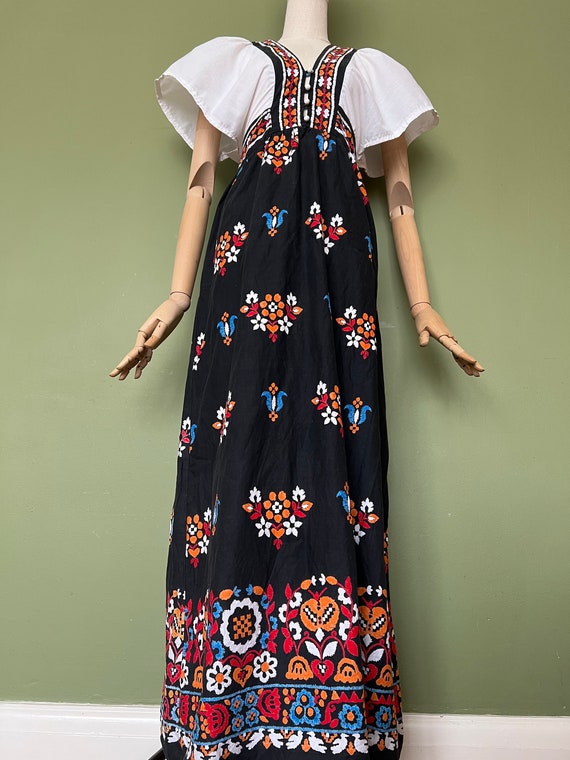 Vintage Simon Ellis 1970’s boho floral maxi dress - Gem