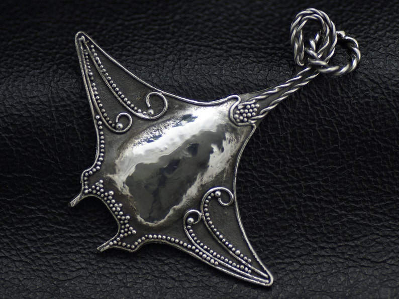 Fine Silver .999 Pure Manta Ray in Viking Style Granulation - Etsy