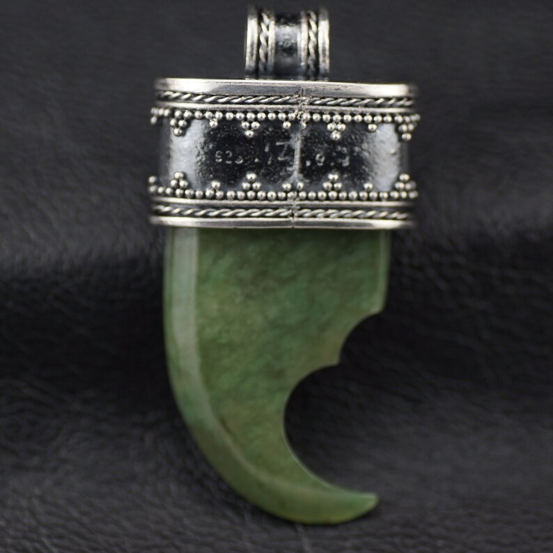 Jade Jaguar Claw in Granulated and Fused Fine Silver Setting - Etsy