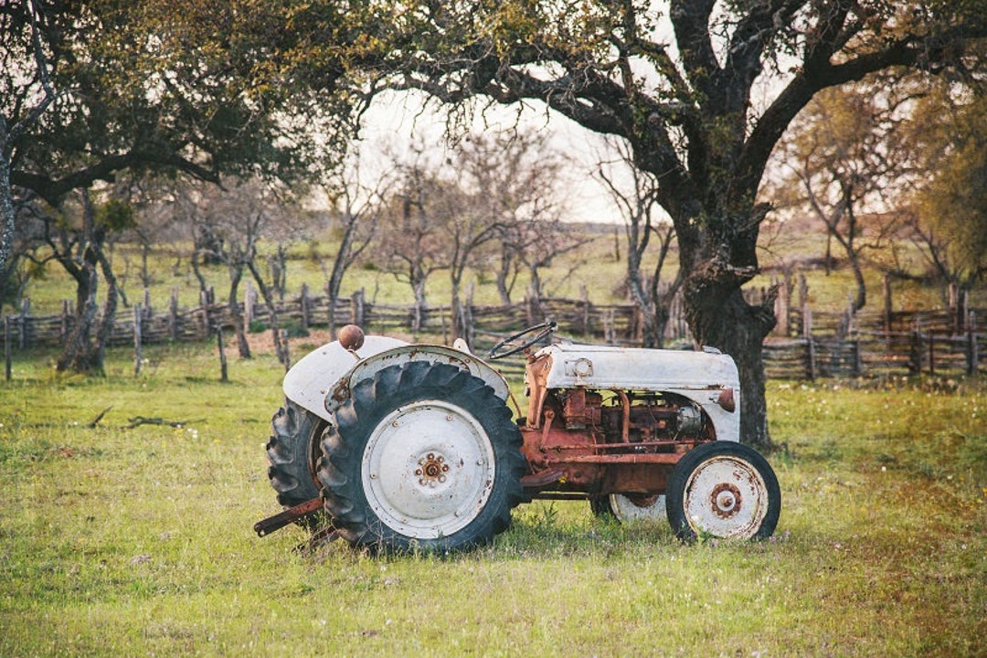 Vintage Tractor Photo, Rustic Tractor, Old Farmhouse, Antique, Classic ...