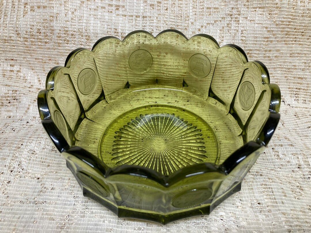 Avocado Fostoria Coin Glass Bowl - Etsy