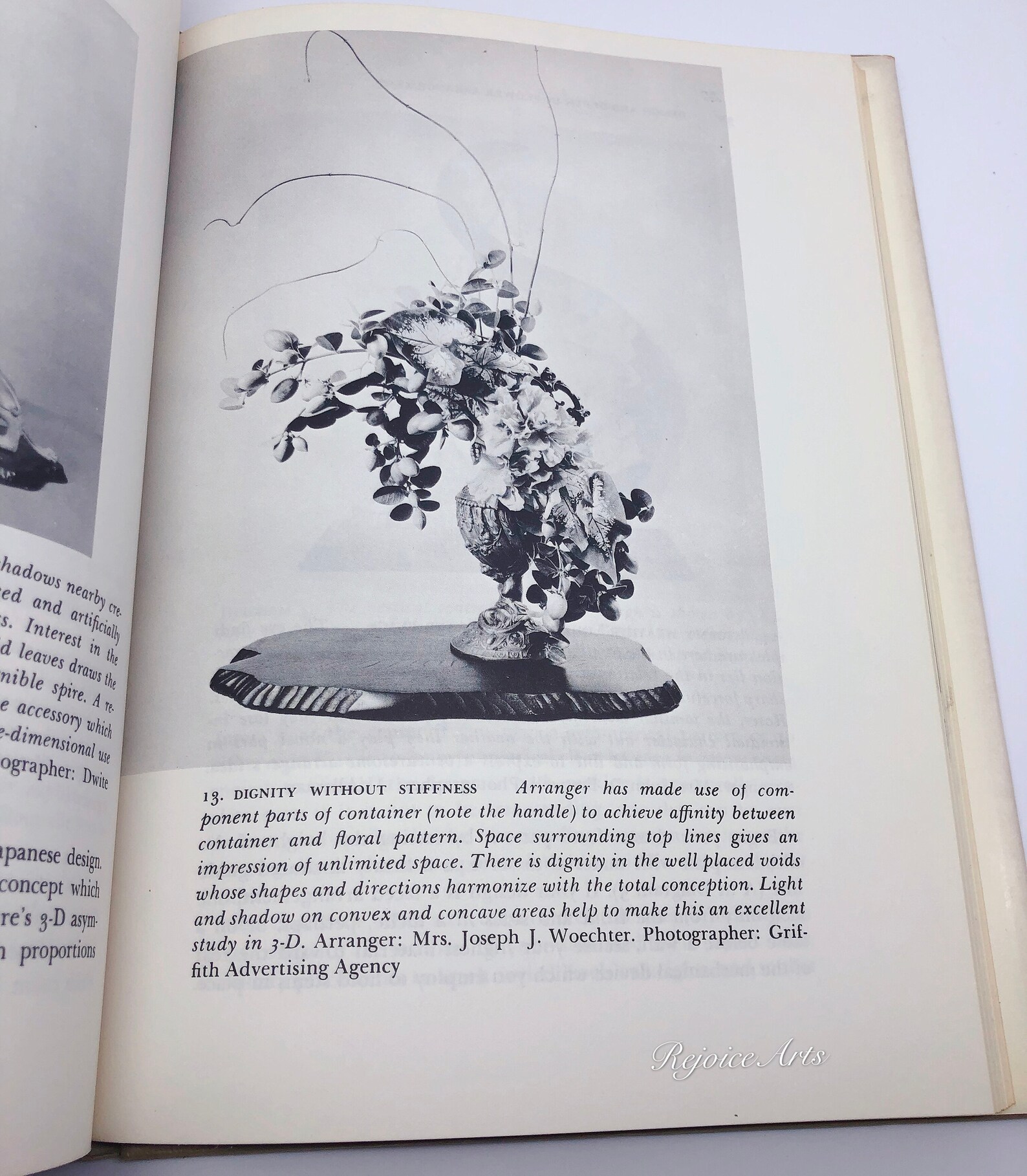 Design and Depth in Flower Arrangement by Emma Hodkinson Cyphers ...