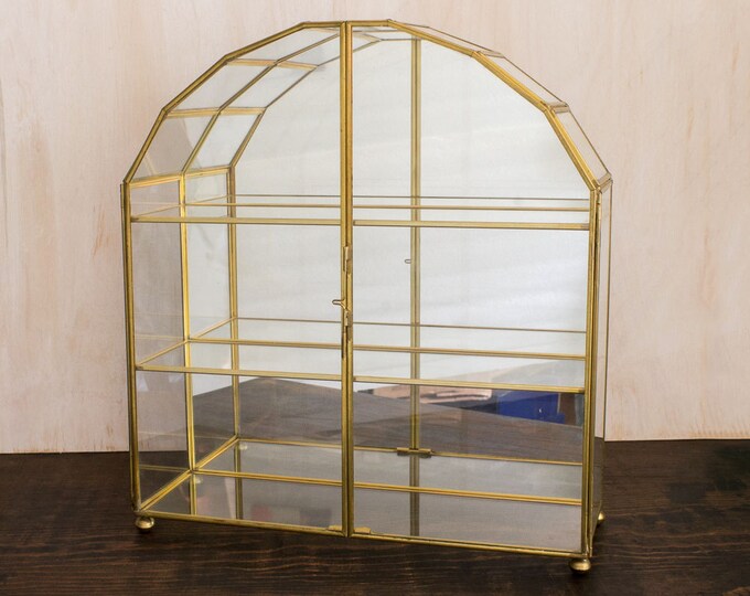 Large Glass and Brass Display Box - Etsy