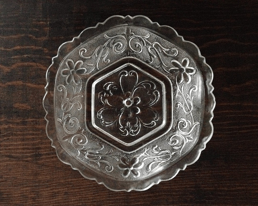 Indiana Glass Sandwich Clear Pattern Hexagon Bowl - Etsy
