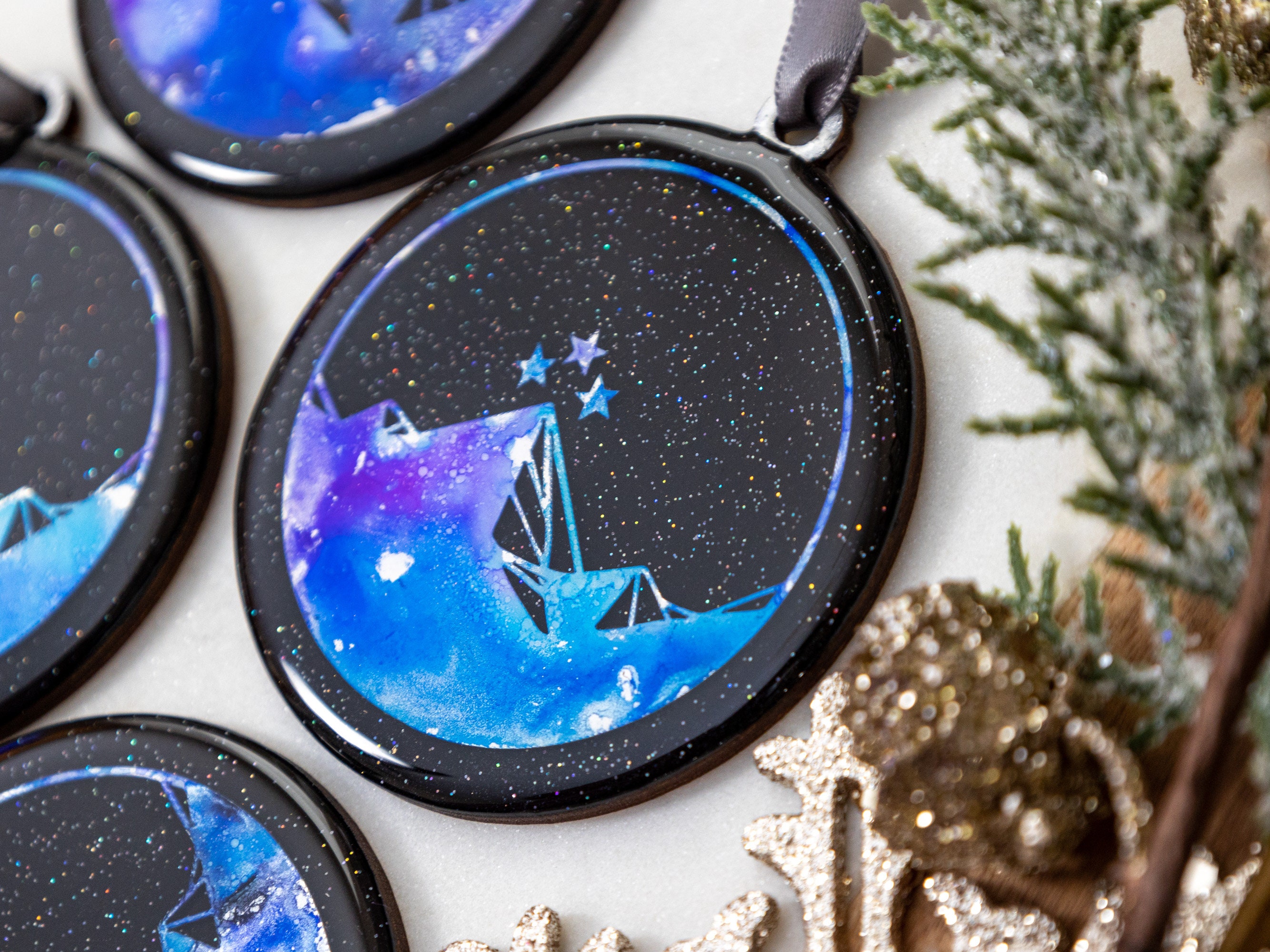 ACOTAR Christmas Ornament Cosmic Ornament Velaris Art - Etsy UK
