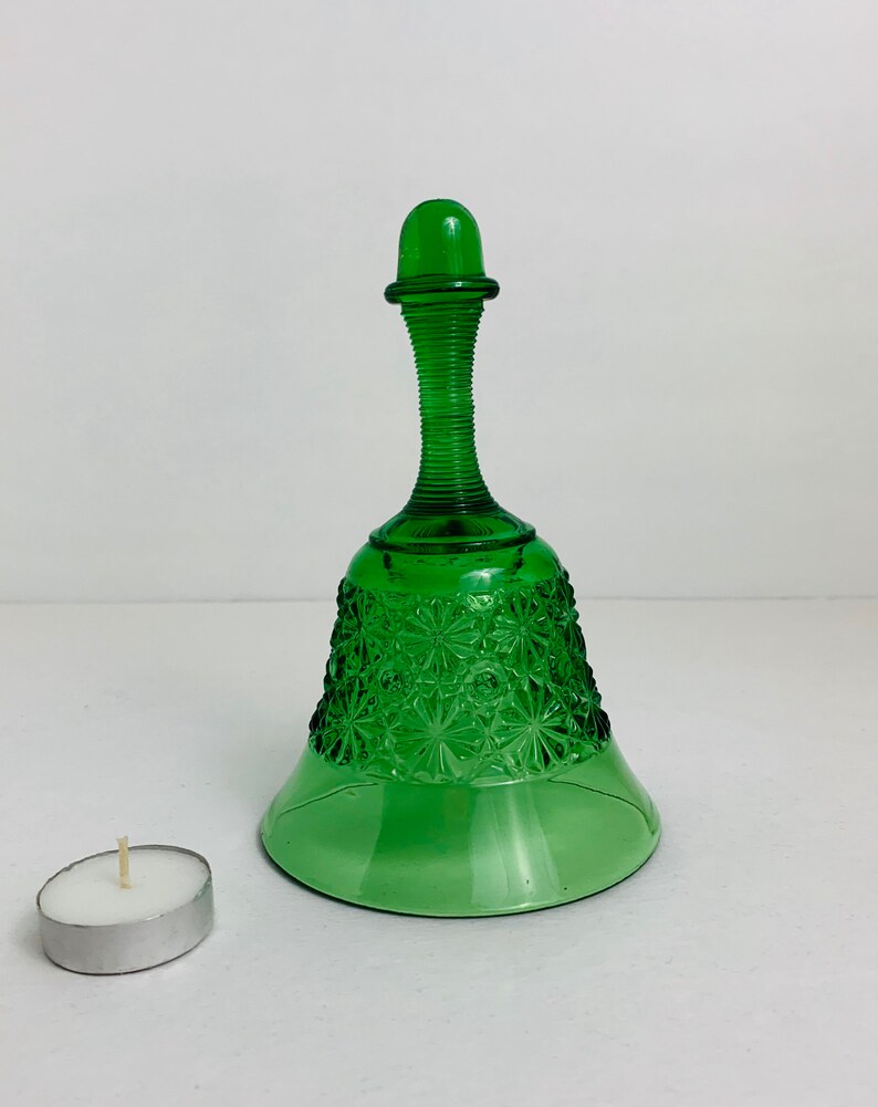 Bell Shaped Candy Dish (no Base) Daisy Button Green Glass L.E. Smith - Etsy