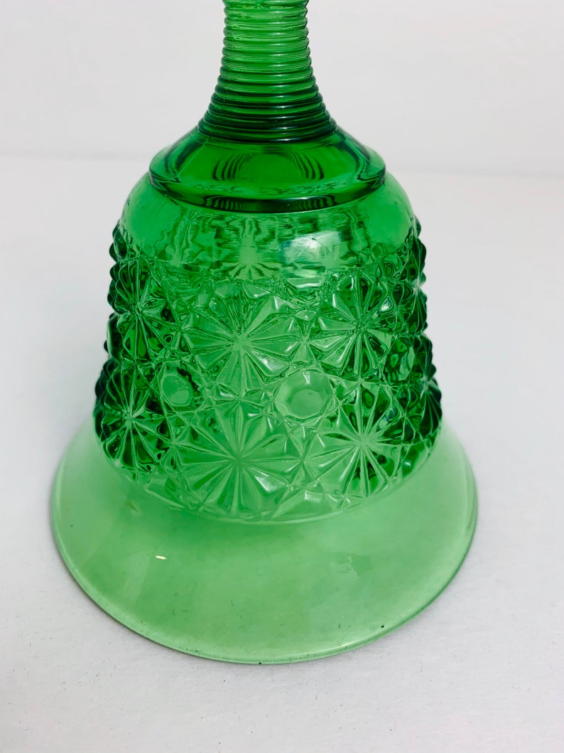 Bell Shaped Candy Dish (no Base) Daisy Button Green Glass L.E. Smith - Etsy